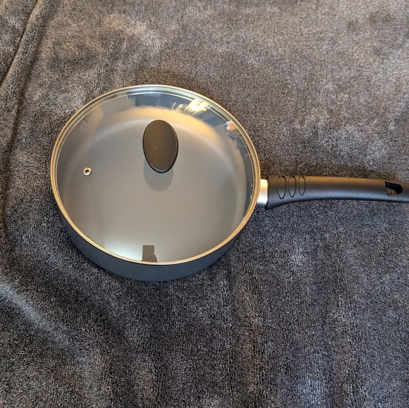 Bella. | Kitchen | Bella Pot 3 Quart With Lid New Number 237 | Poshmark